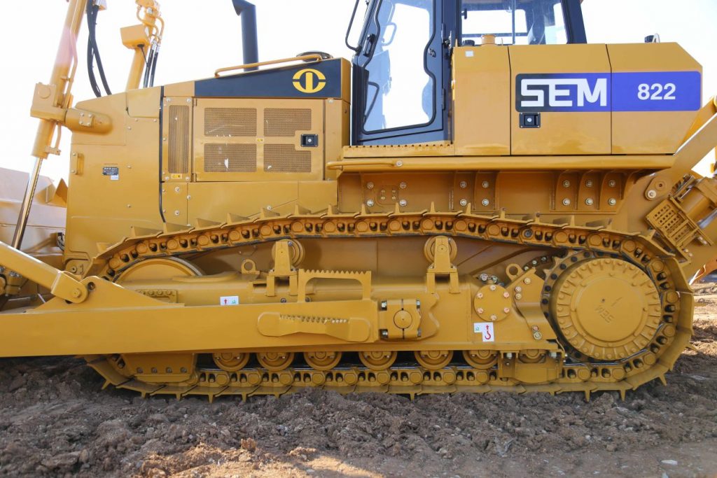 SEM 822 Bulldozer or Track Type Tractor - UAE, Kuwait, Qatar, Oman, Bahrain